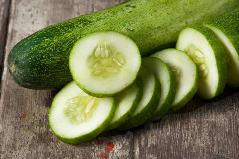Cara Menyimpan Timun Yang Dipotong Agar Tetap Renyah!