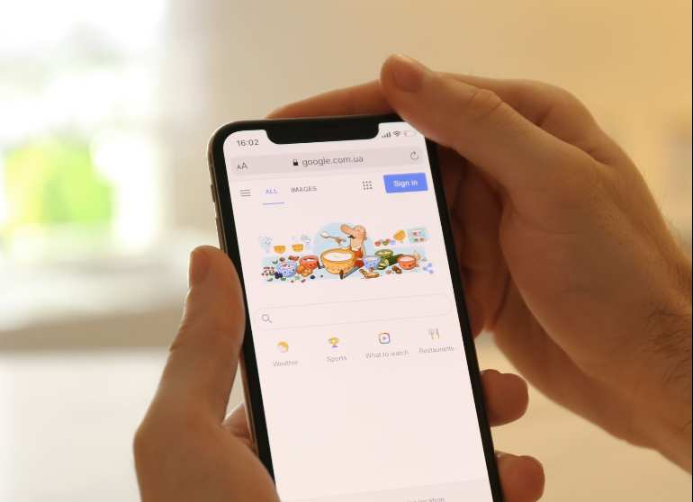 Gen Z Tinggalkan "Googling", Ini Alasannya